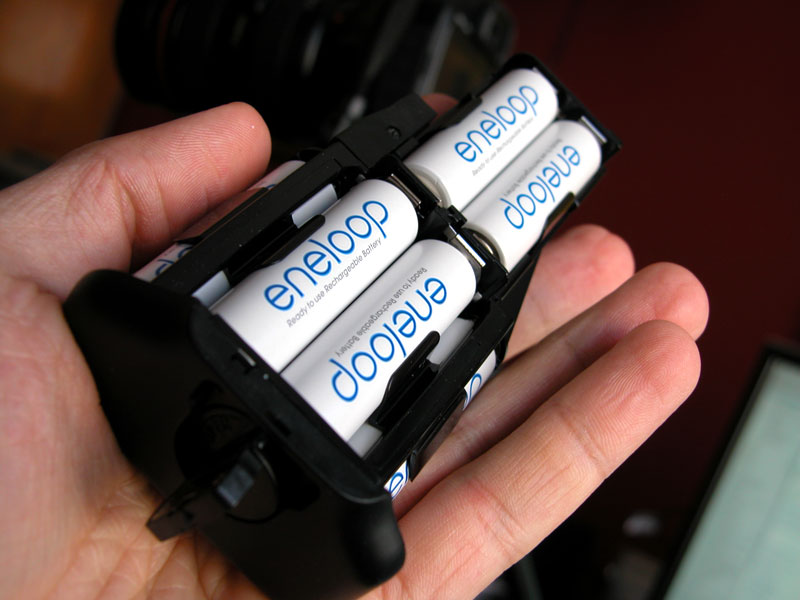 T2i / 550D knock-off battery grip review Part 4: Essential DSLR ...